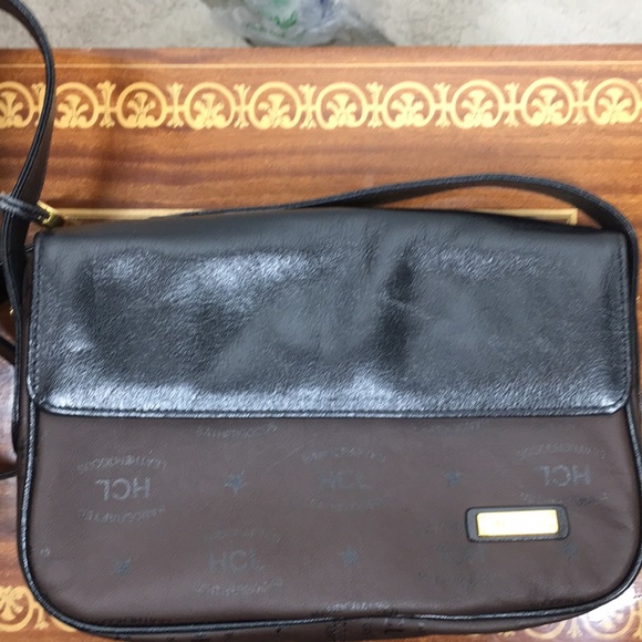 Hcl | Bags | New Hcl Shoulder Brown Black Gold Hardware Handbag S ...